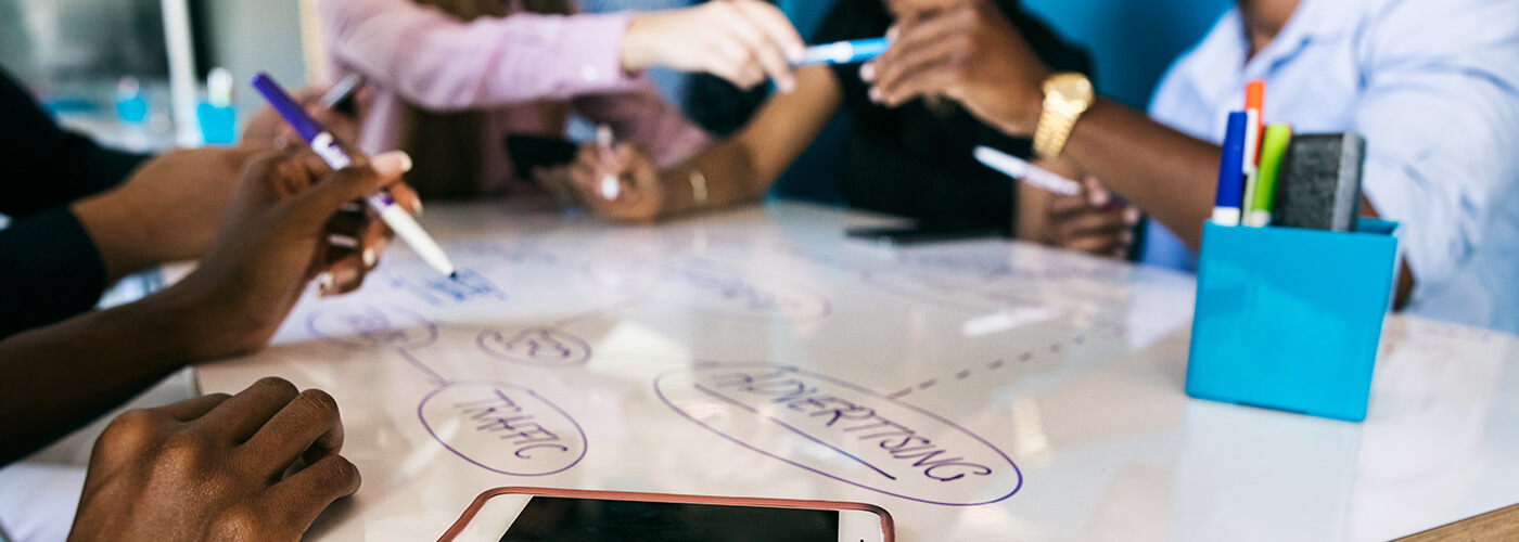 How 6 Hat Thinking Improved our Brainstorms - Syrup